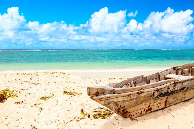 15 Best Places to Visit in Kenya | Wandering Zone